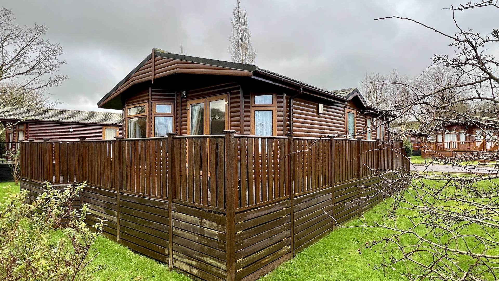 Brown 4 Devon Pine Tamar Lodge - Explore Lodge